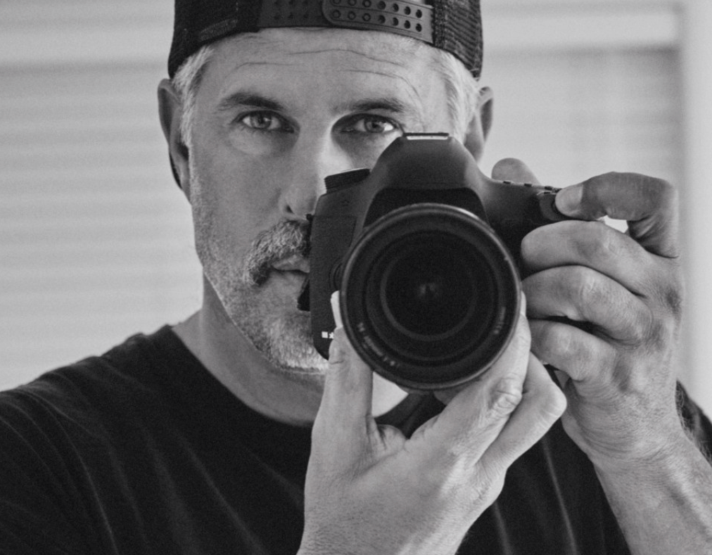 SIMON UPTON: PHOTOGRAPHER: AVALON BEACH – Almost Real